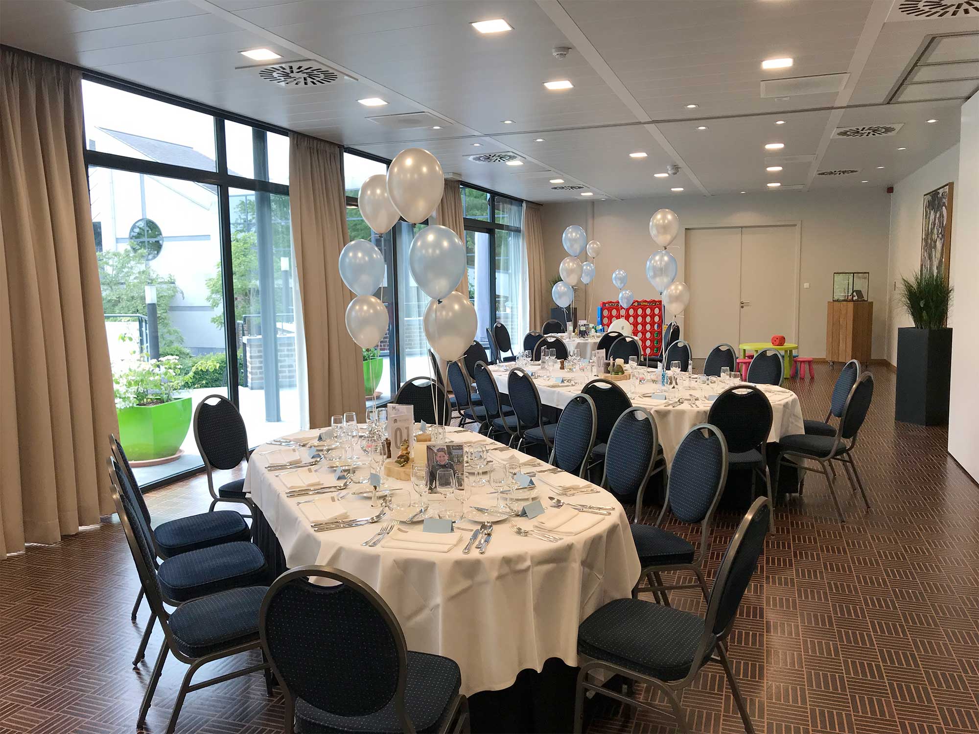 Bijzondere feestzaal met tuin - De Montil